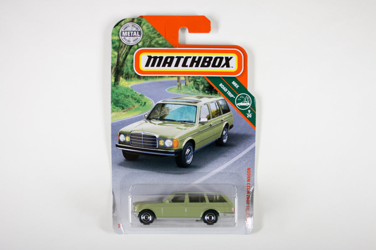 2019 003/100 - '80 Mercedes-Benz W 123 Wagon – Modelmatic