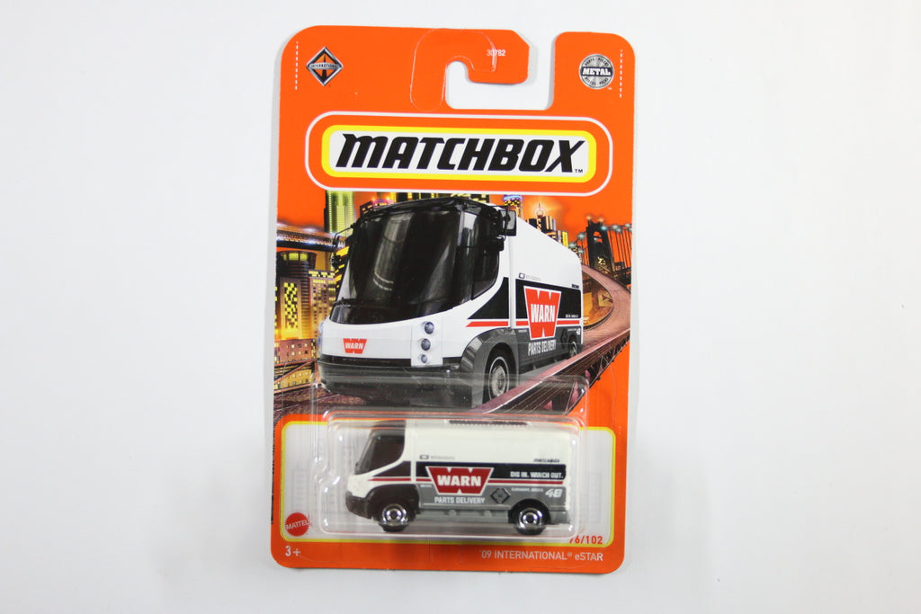 2022 076/102 - '09 International eStar – Modelmatic